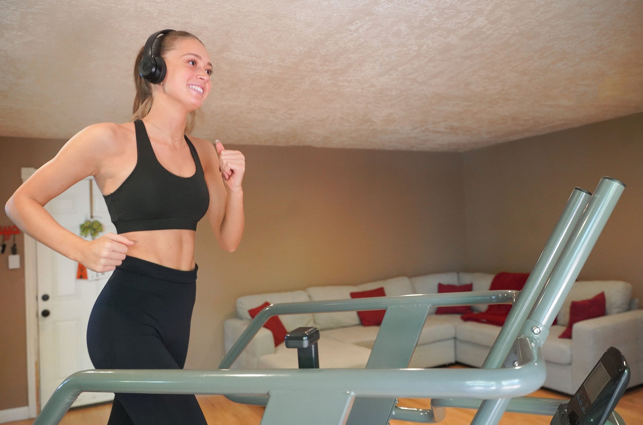 SB Fitness CT700 Self Generated Curved Treadmill – SB Fitness Equipment